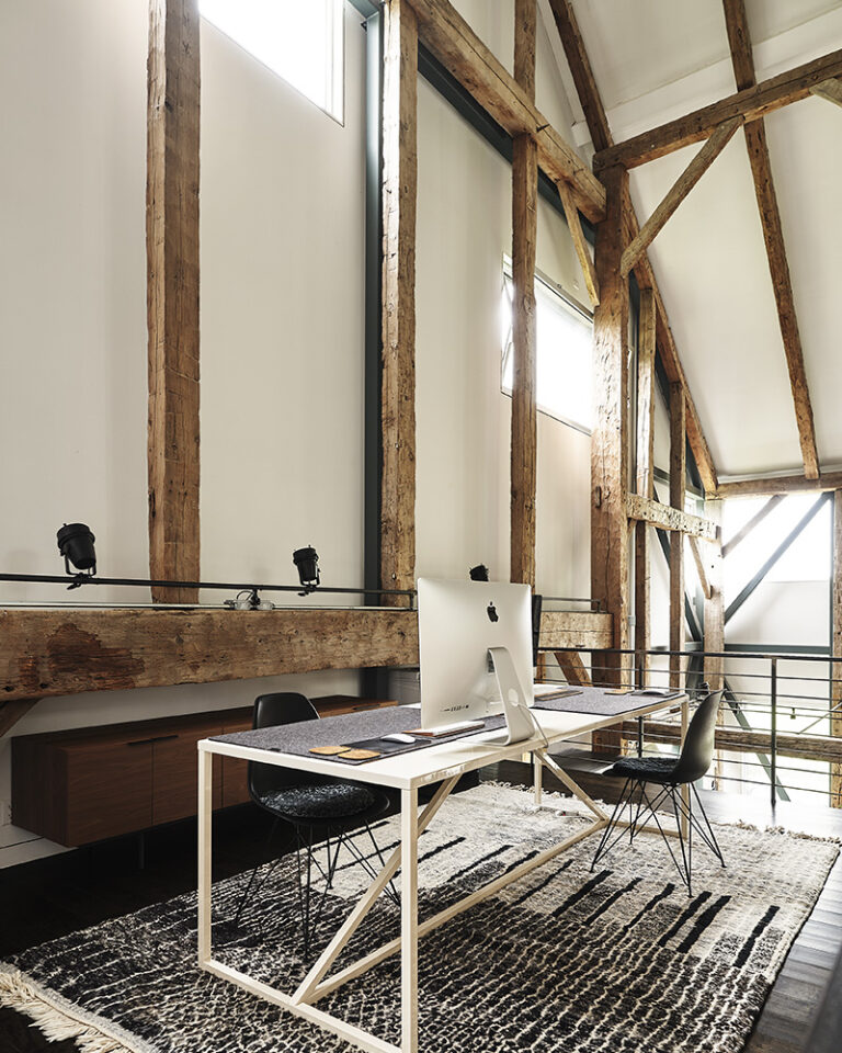 Une grange moderne pleine de style aux États-Unis